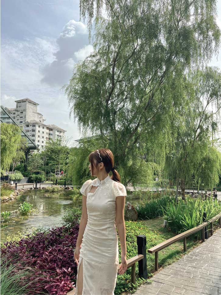 ELISA LONG CHEONGSAM - SIGNATURE TRUCK