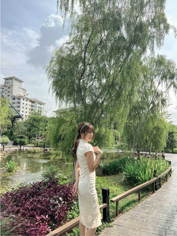 ELISA LONG CHEONGSAM - SIGNATURE TRUCK