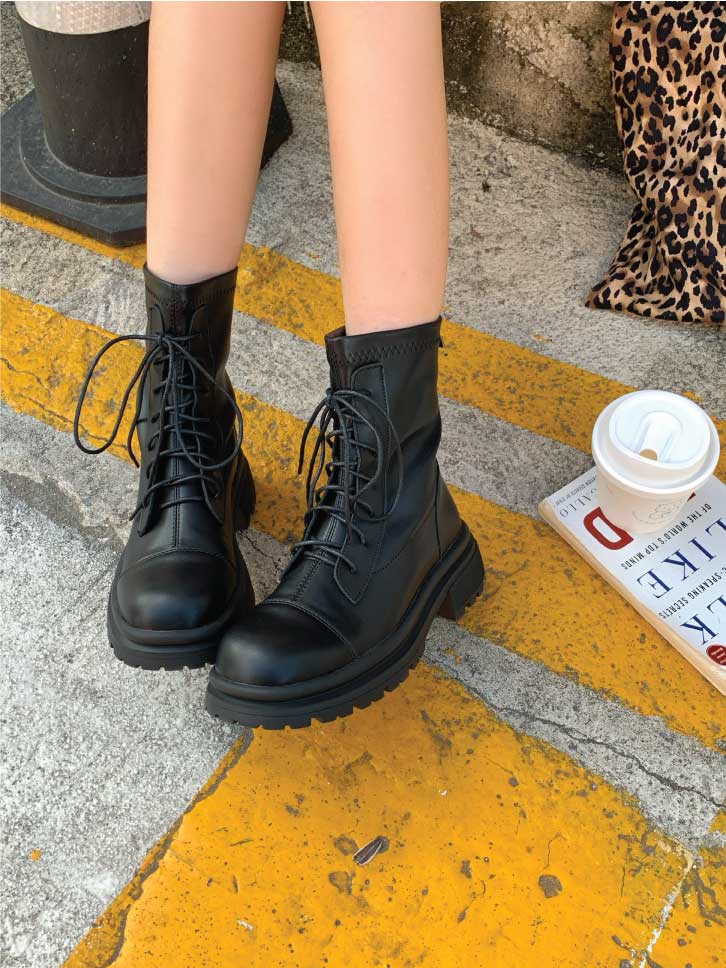 MARTIN BOOTS - SIGNATURE TRUCK